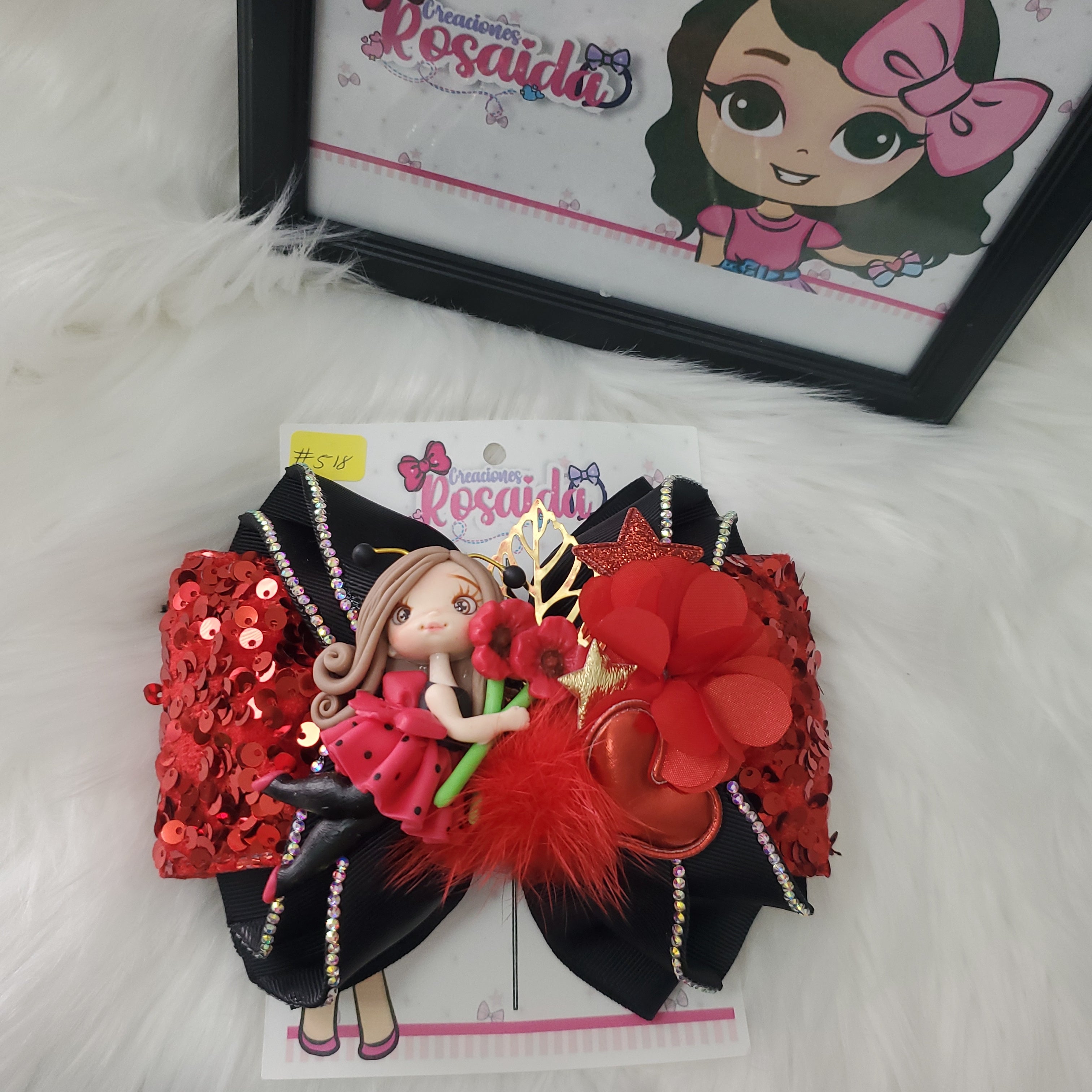 Muñequita rojo y negro – Creaciones Rosaida
